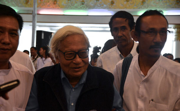NLD Co-Founder Win Tin Admitted to Myanmar Hospital